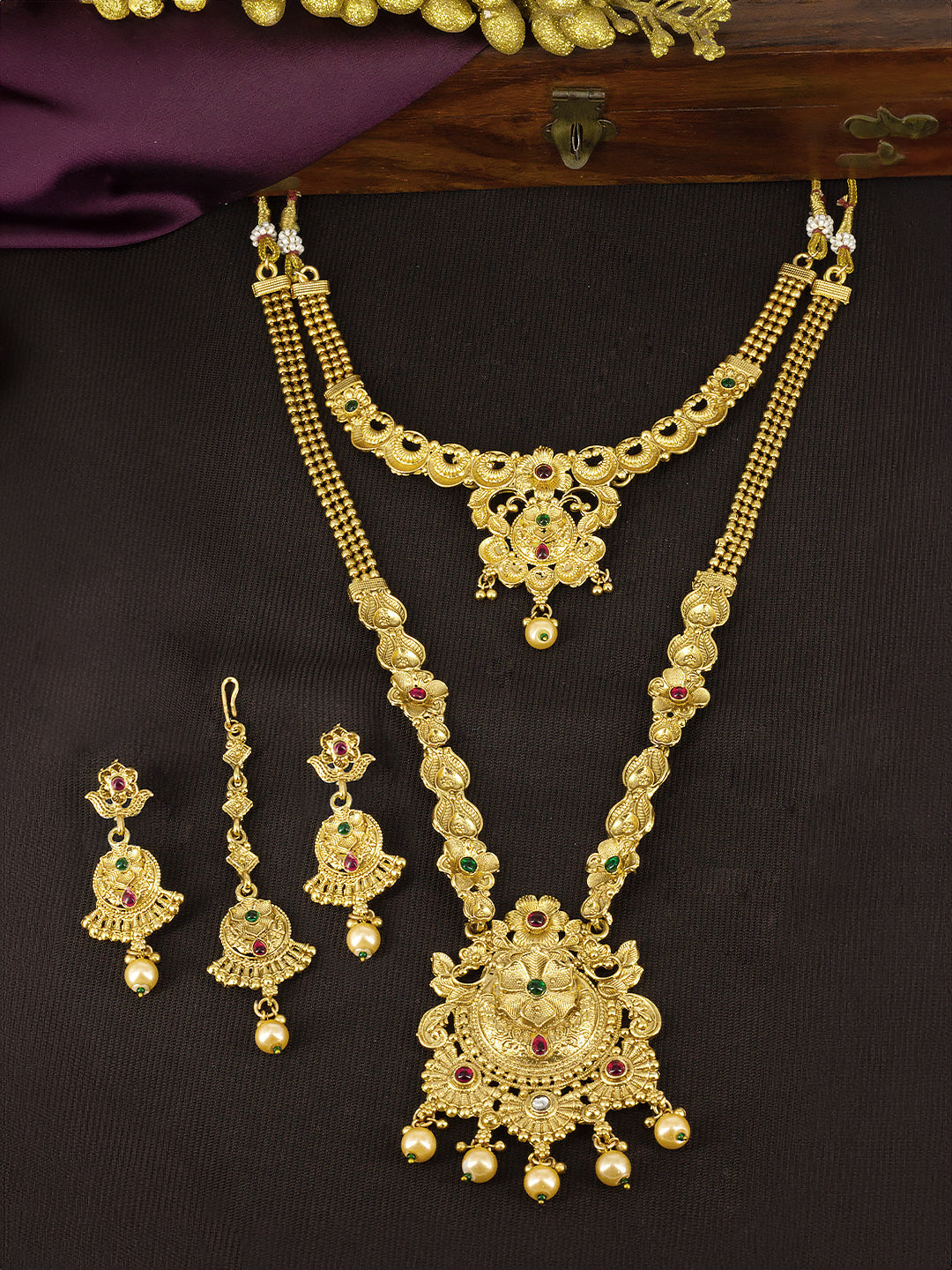 Kundan Temple Bridal Jewellery Set – PRIVIU